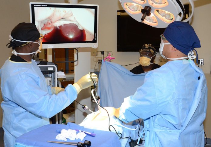 Mengenal Lebih Dekat Laparoscopy Set dan Fungsinya dalam Bedah Minimal ...